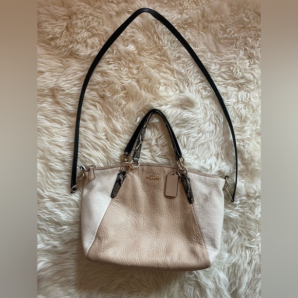 Coach | Bags | Coach Neutral Pebble Leather Bag | Poshmark